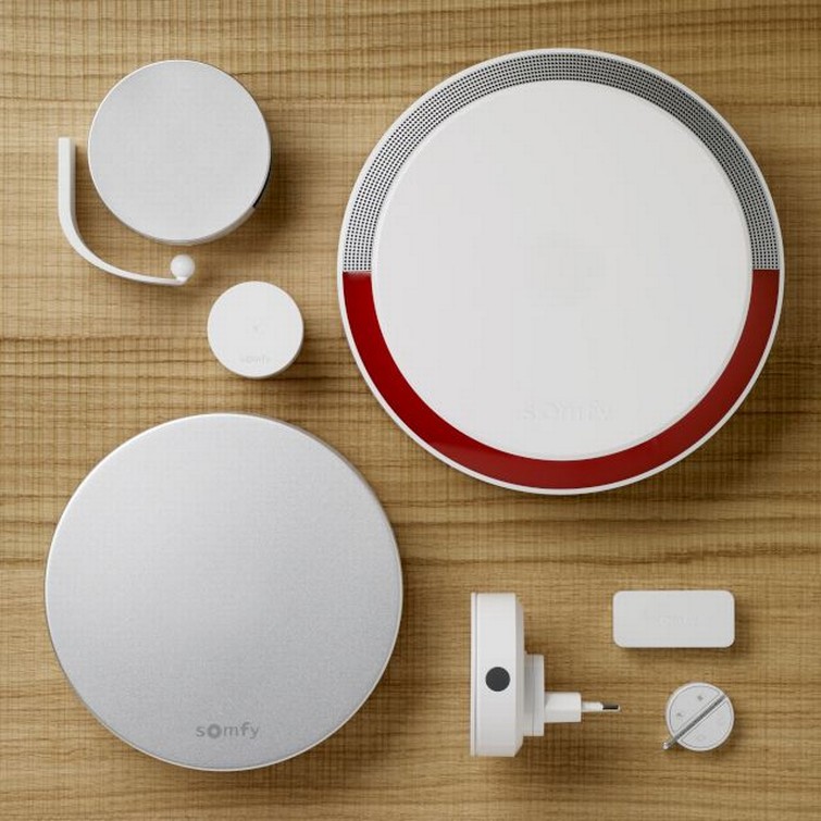 Secure and monitor your home with Somfy's alarms and cameras